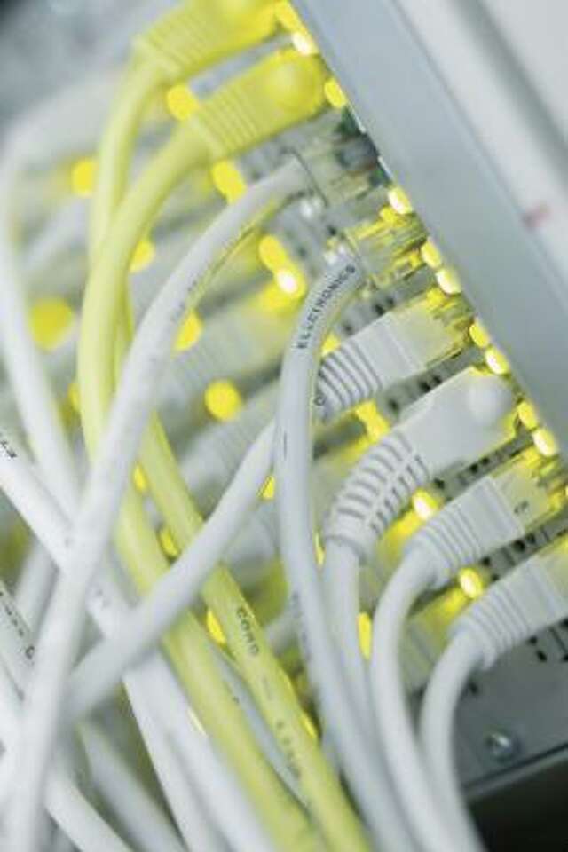 Do Multiple Users Using the Internet Affect Speed?