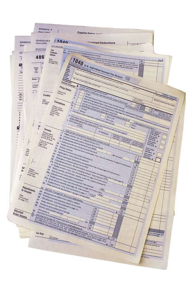How to Report the Sale of Equipment on a Tax Return