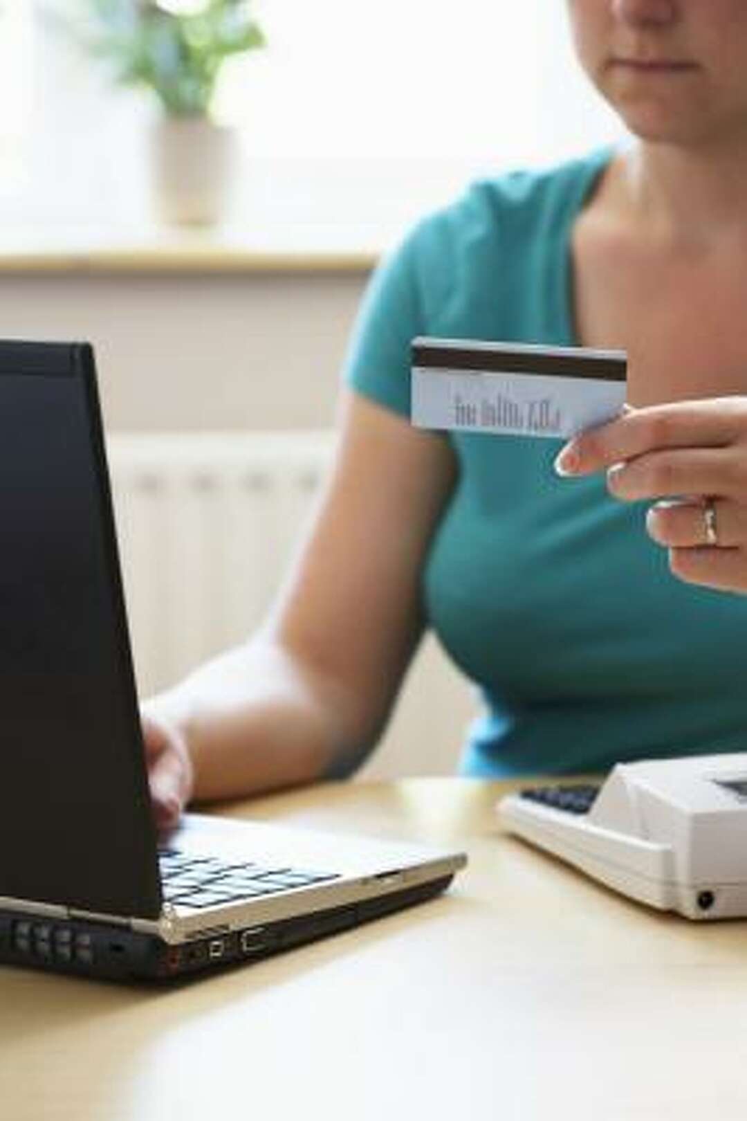 How to Delete an Ad in a Facebook Campaign