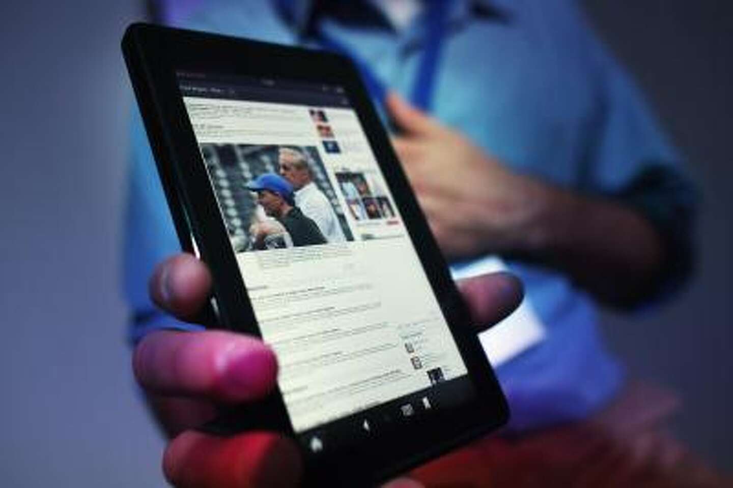 How to Transfer Pictures From My Camera to My Kindle Fire