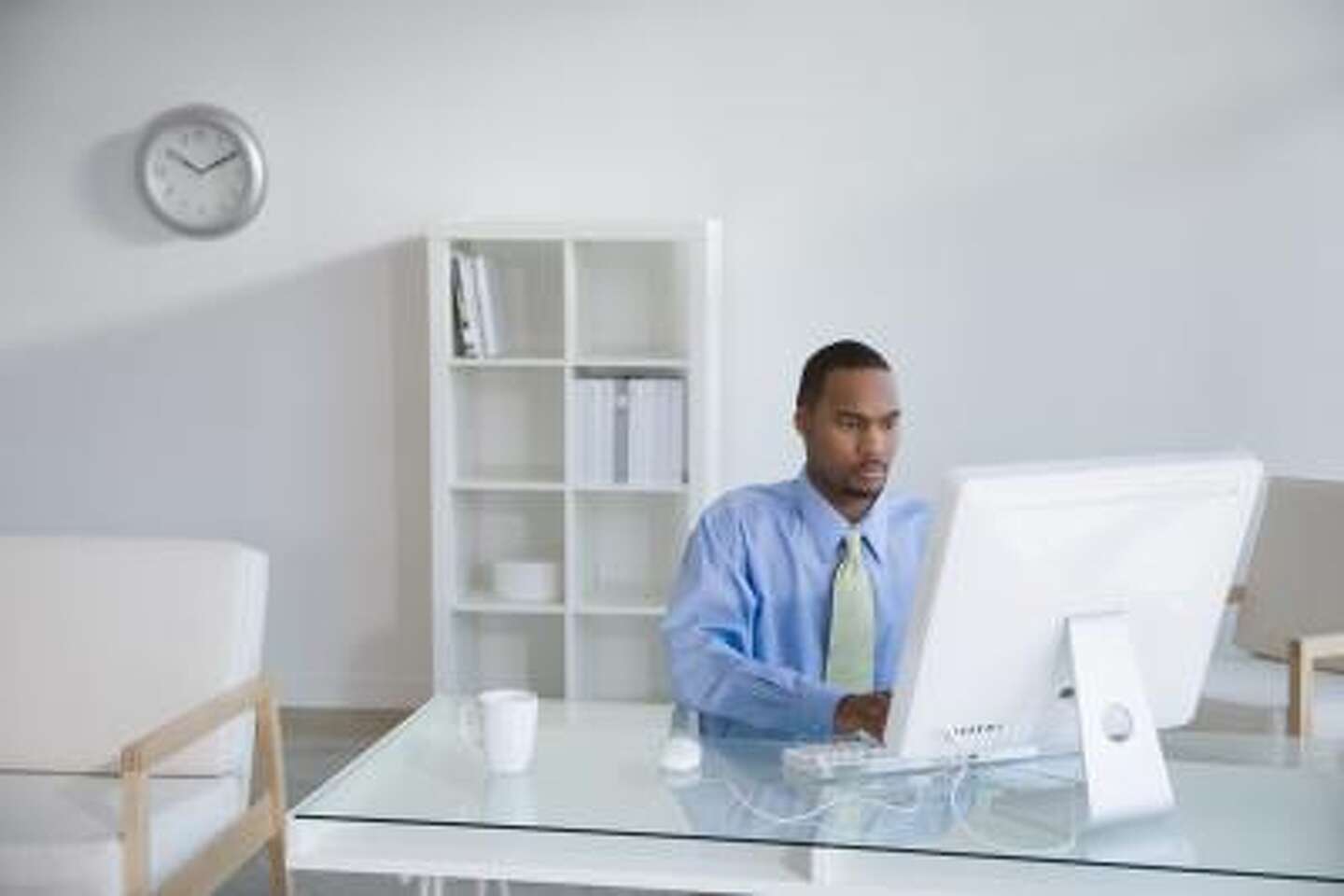 How to Open an LDB File in Windows 7