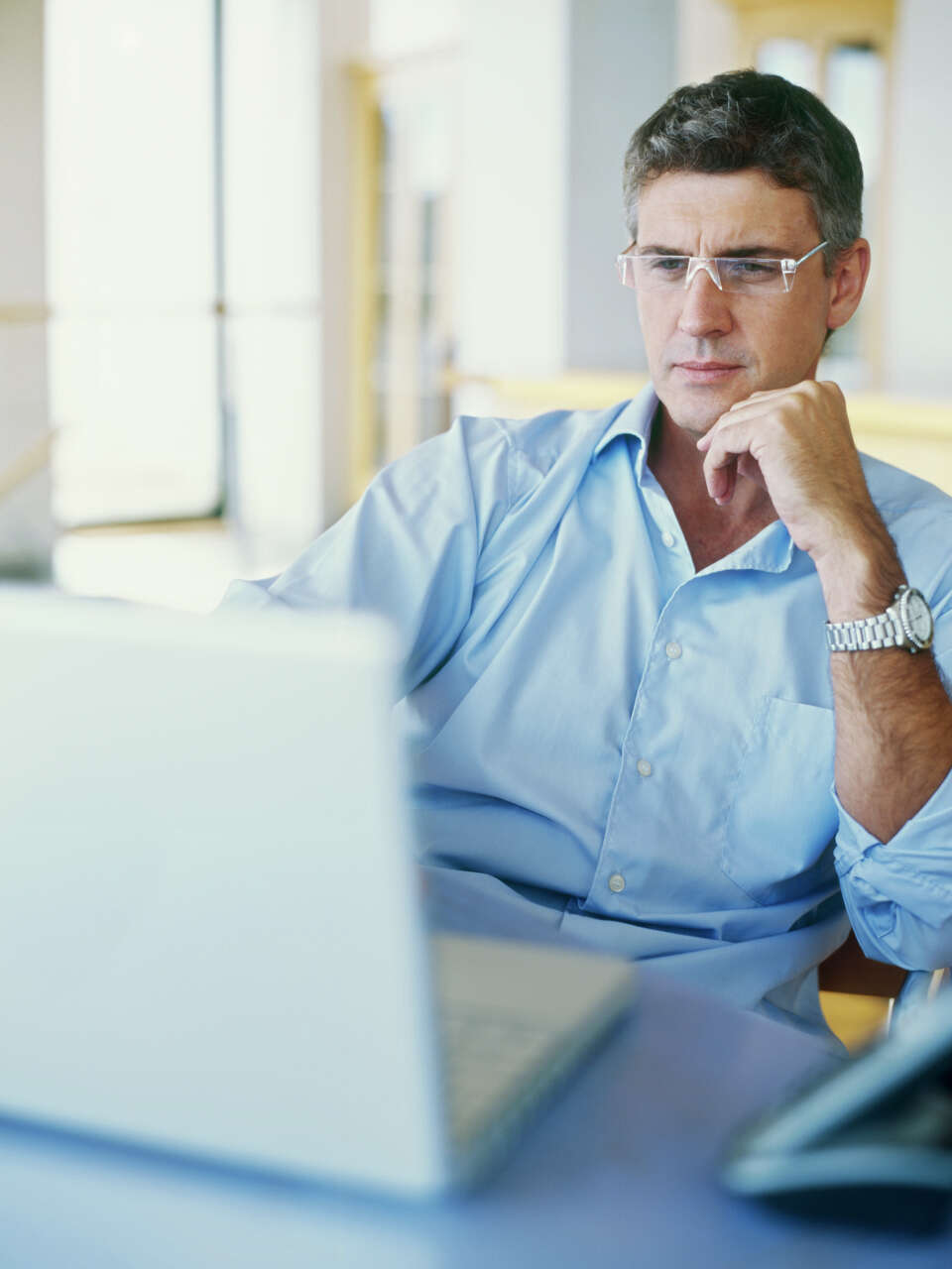 How to Fix a Laptop's Image Quality