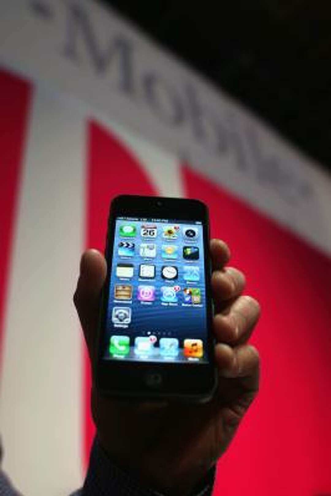 How to Prevent the Rearrangement of Icons on an iPhone