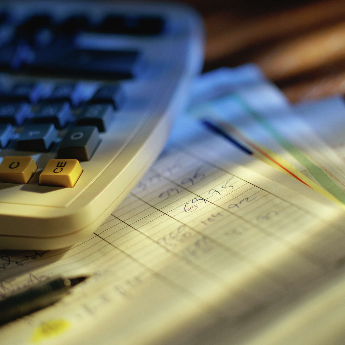 How to Report Subordinated Debt on a Balance Sheet