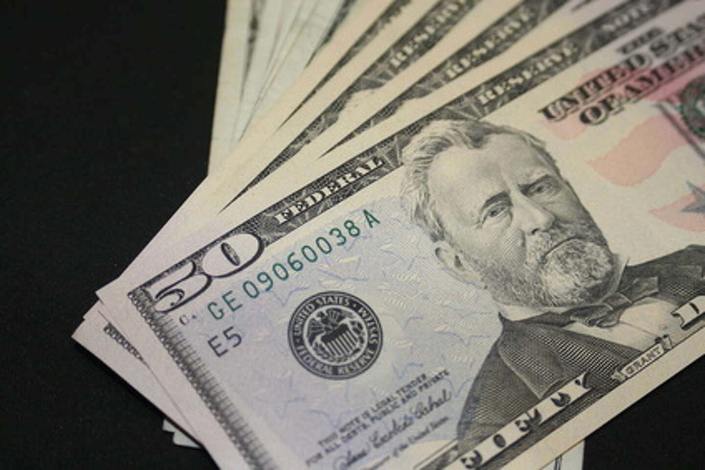 How to Negotiate a Settlement With a Collection Agency