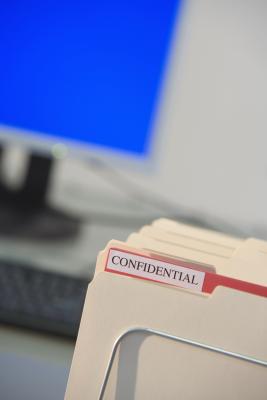 How to Change the Background Color in a Microsoft Publisher Label