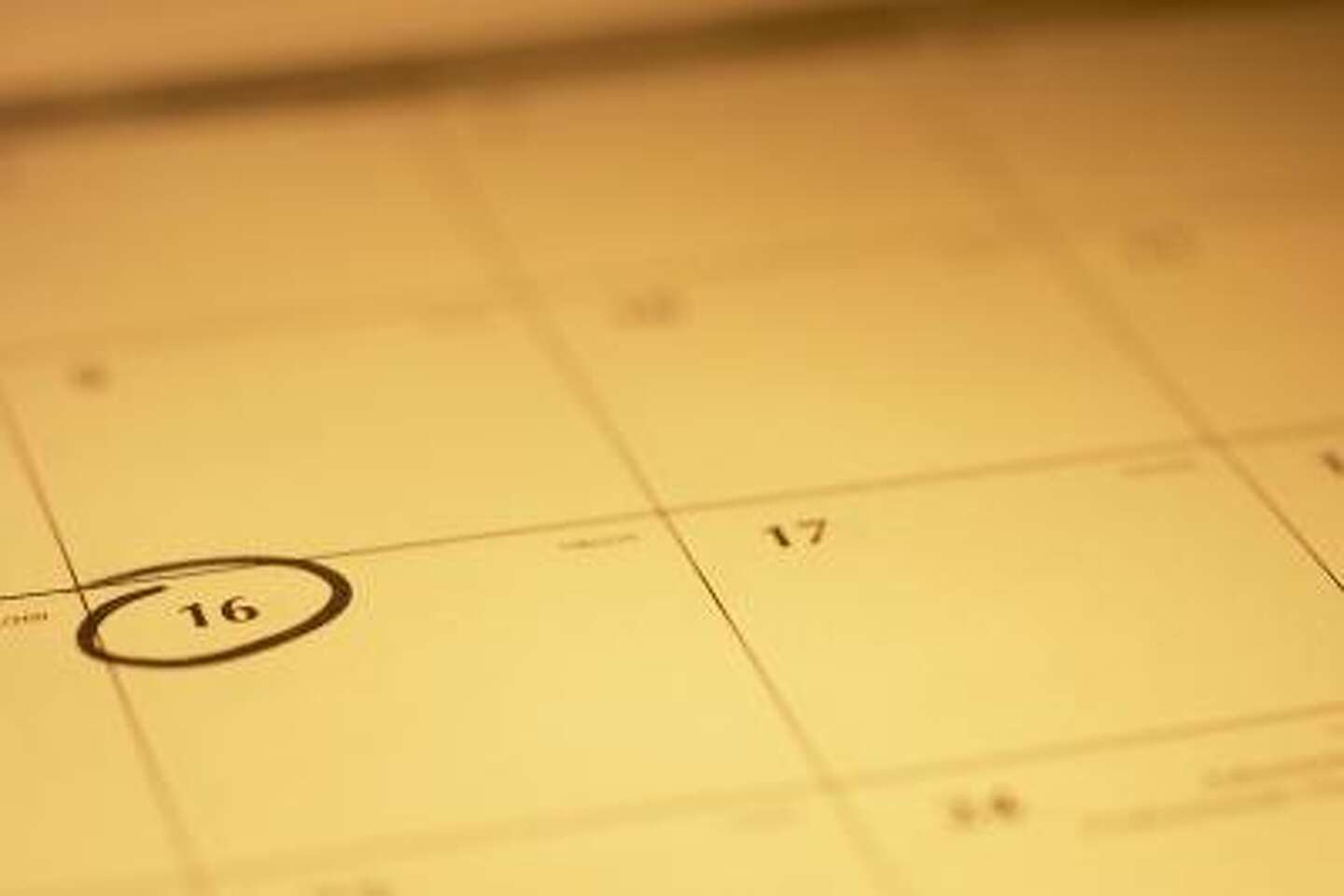 How to Set Outlook Calendar Default to Not Send a Response