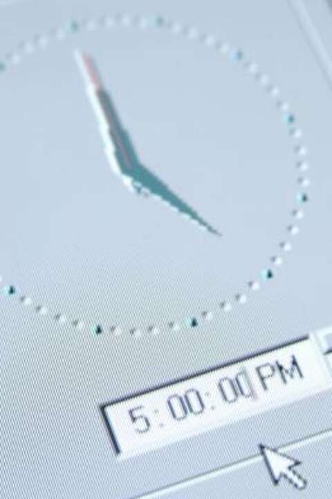 How to Reprint a Batch Report on a Credit Card Machine