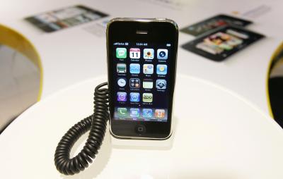 How to Change the Writing on an IPhone