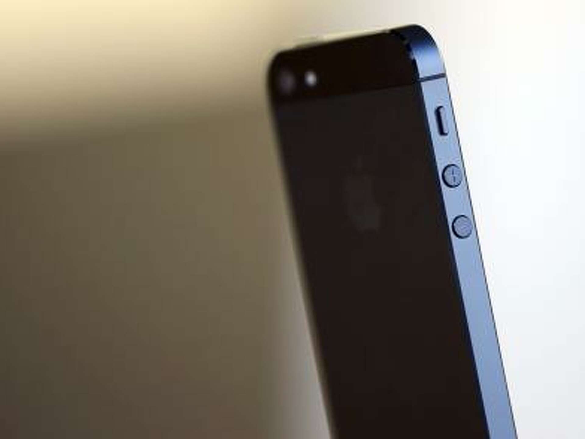 How to Stop Your iPhone From Sending Upside-Down Pictures