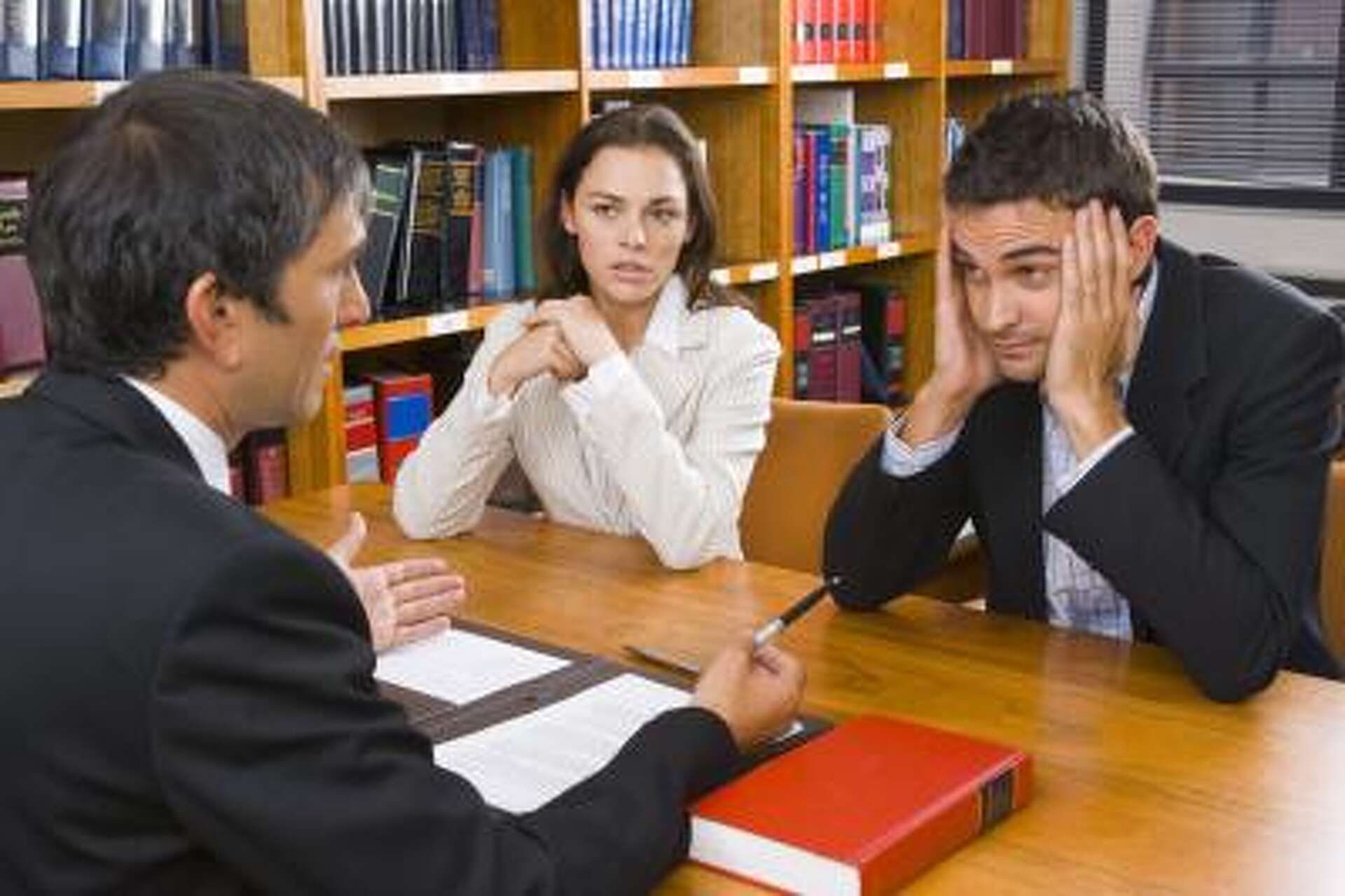 How to Check if an Employee Is Legal