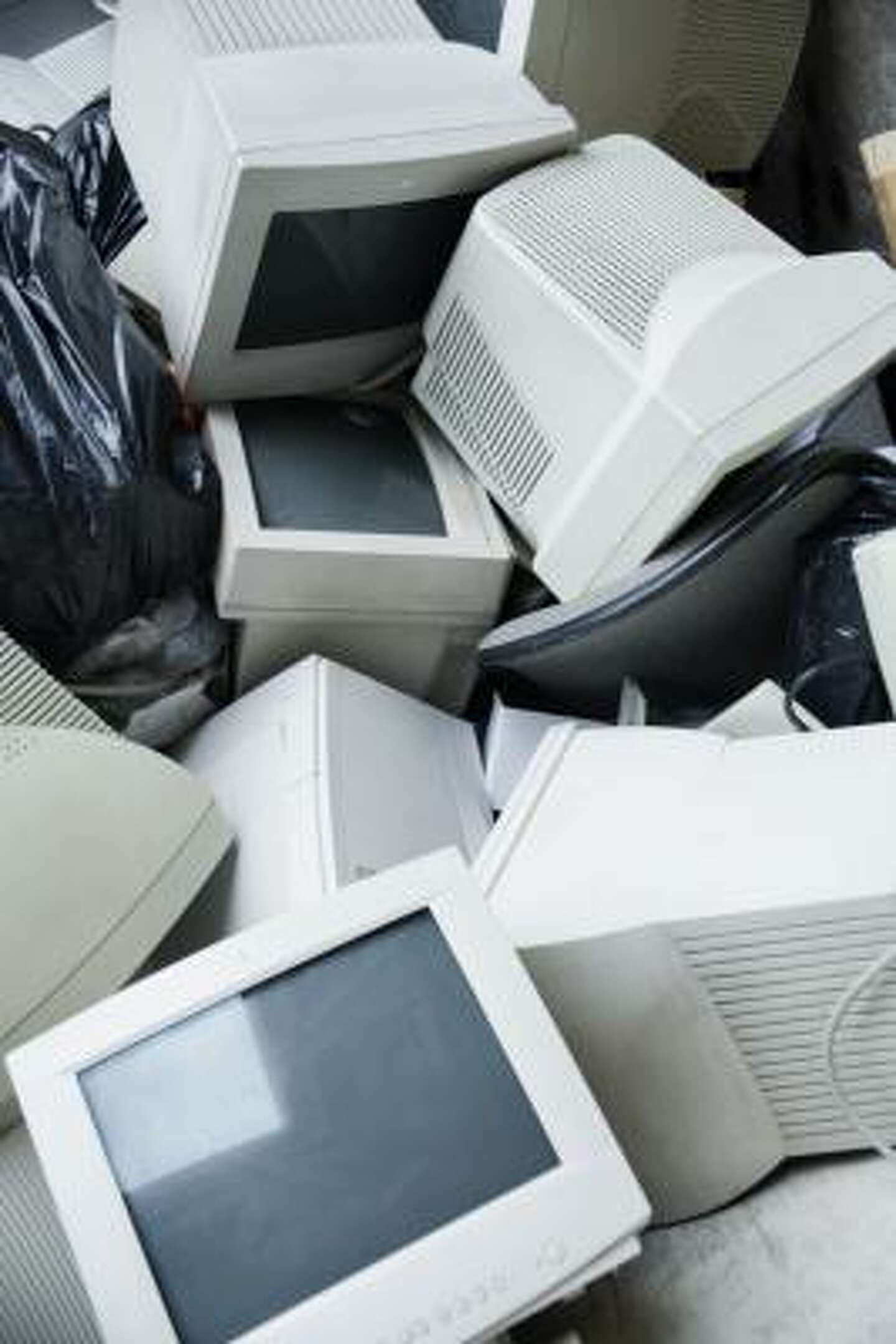 The Toxic Components of Computers and Monitors