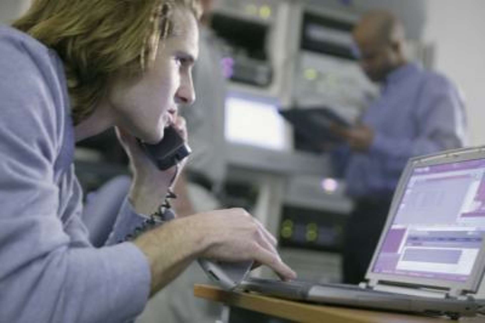 How to Delete Two Operating System Choices on Startup