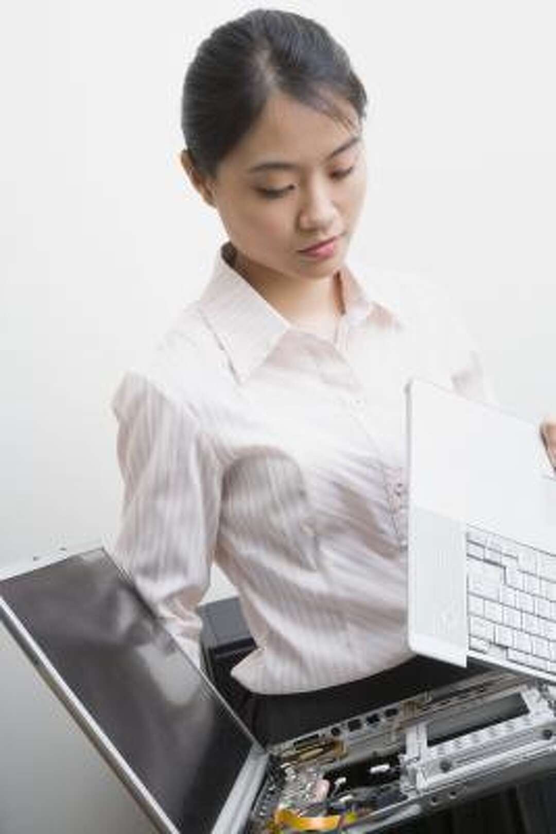 How to Overclock a Laptop Processor