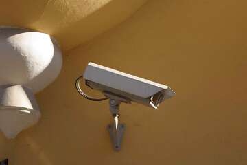 How to Connect a CCTV Camera to a Computer