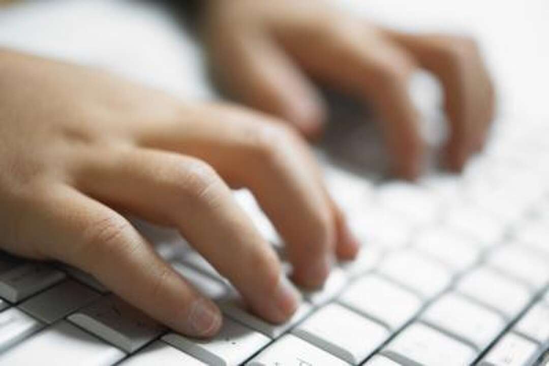 How to Create an Autoexec.Bat File