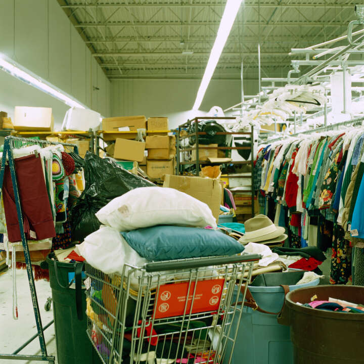 How to Spot Items That Are Valuable in a Thrift Store