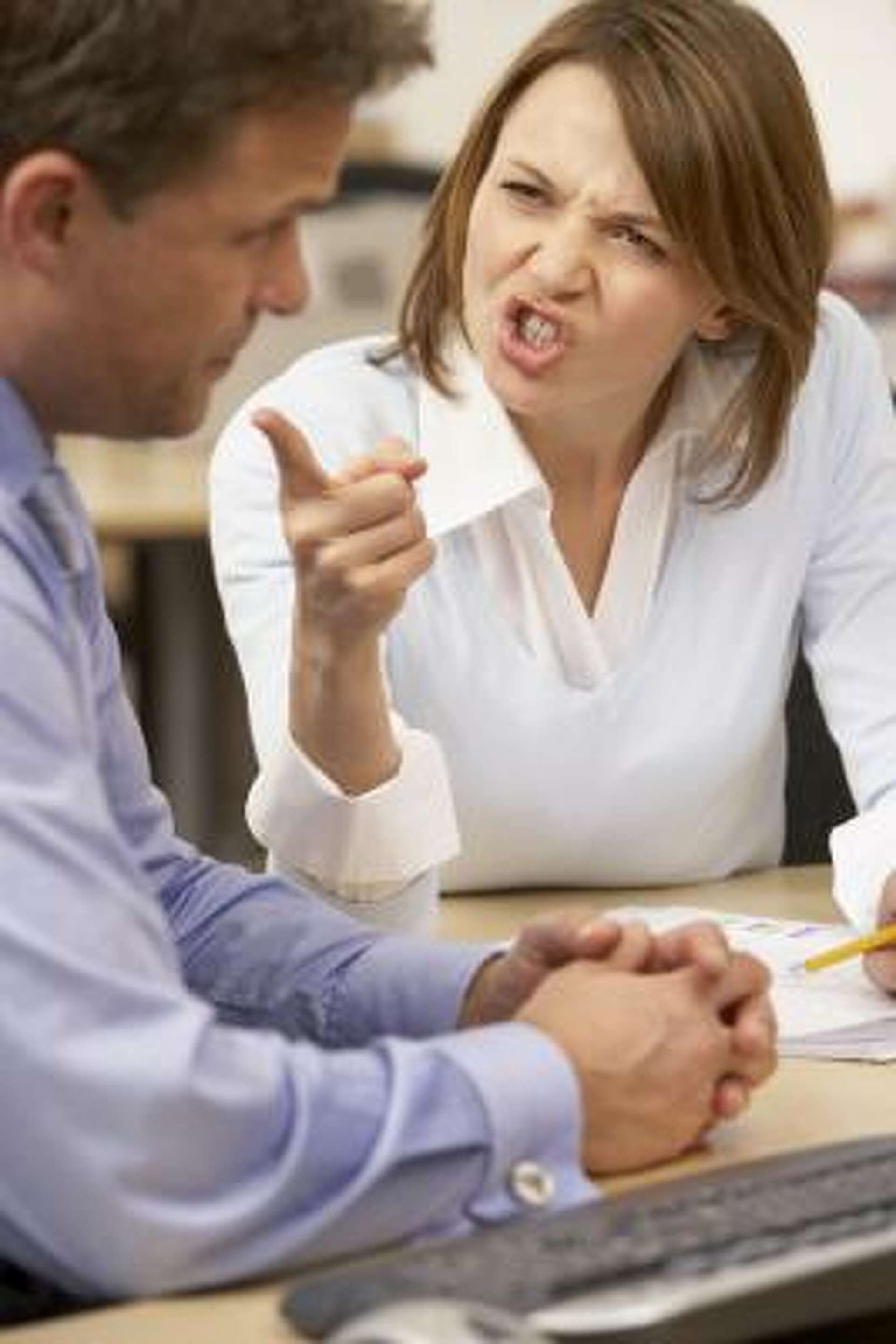 How to Deal With a Confrontational Employee