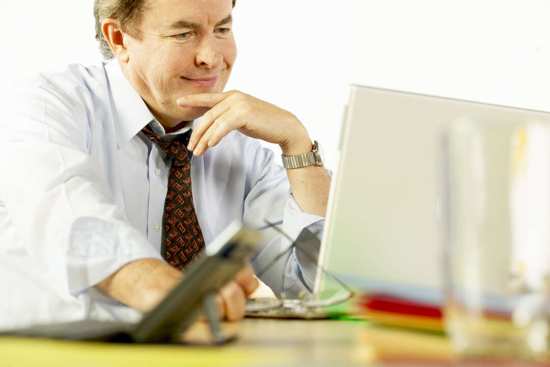 How to Get Rid of the Blue Stuff on Desktop Icons