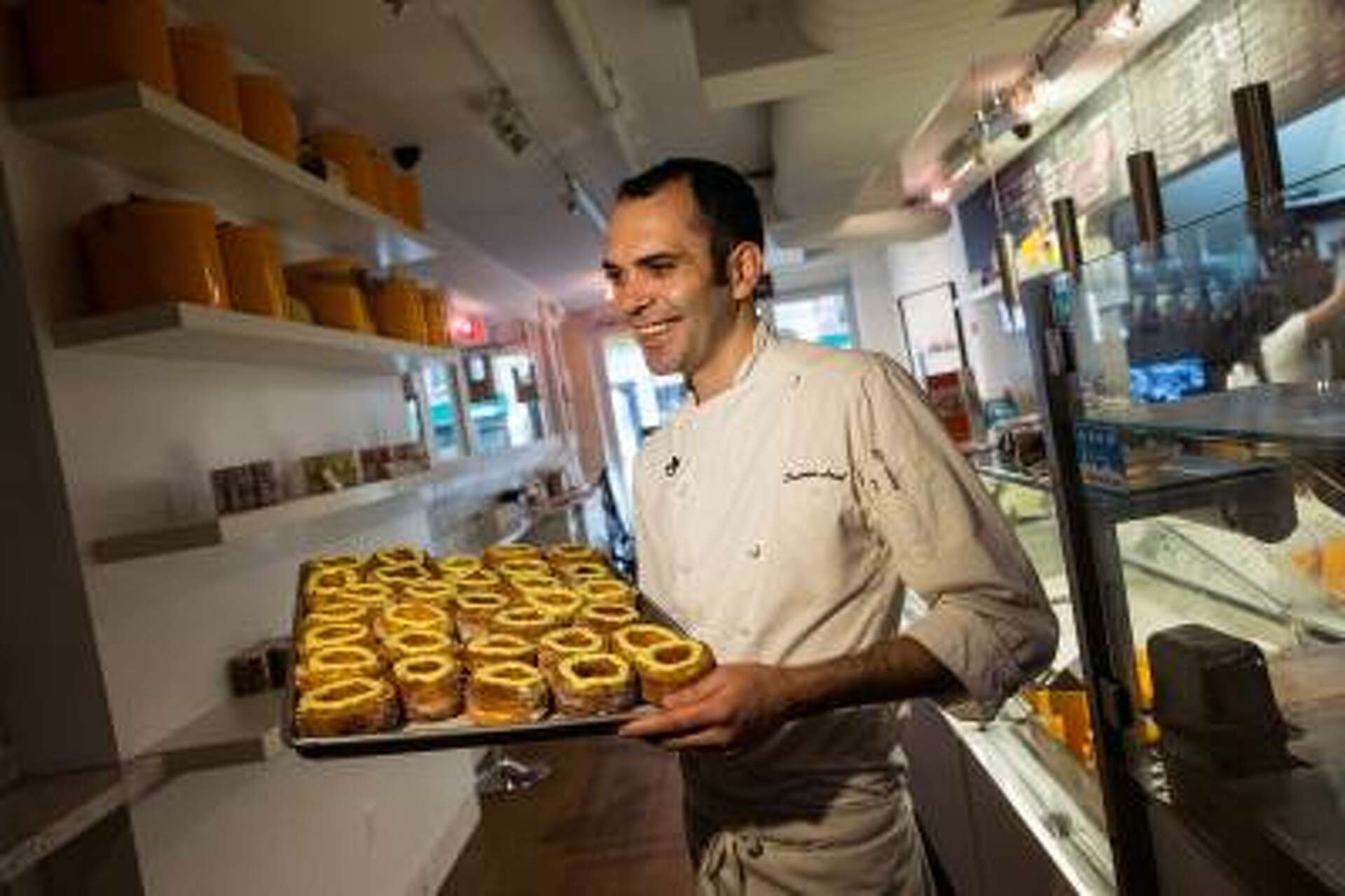 How to Deliver Fresh Pastries