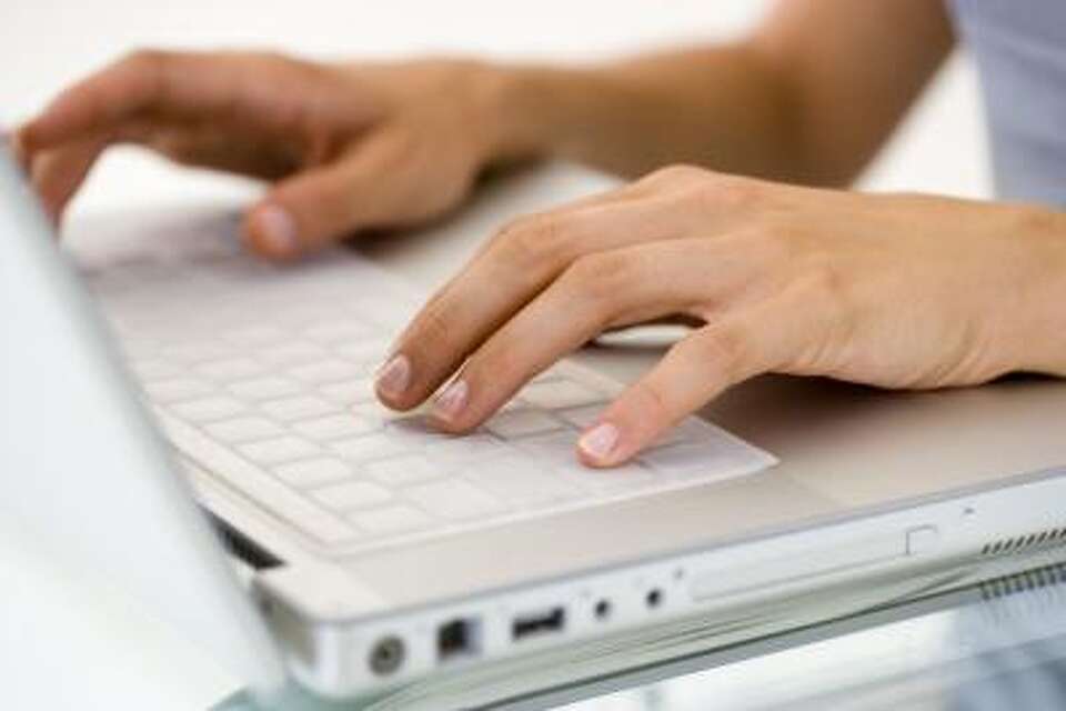 How to Stop PDF Files From Opening in Internet Explorer