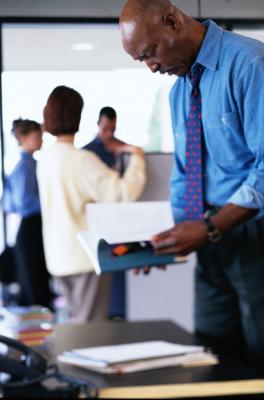 How do I Develop a Policy & Procedures Manual?