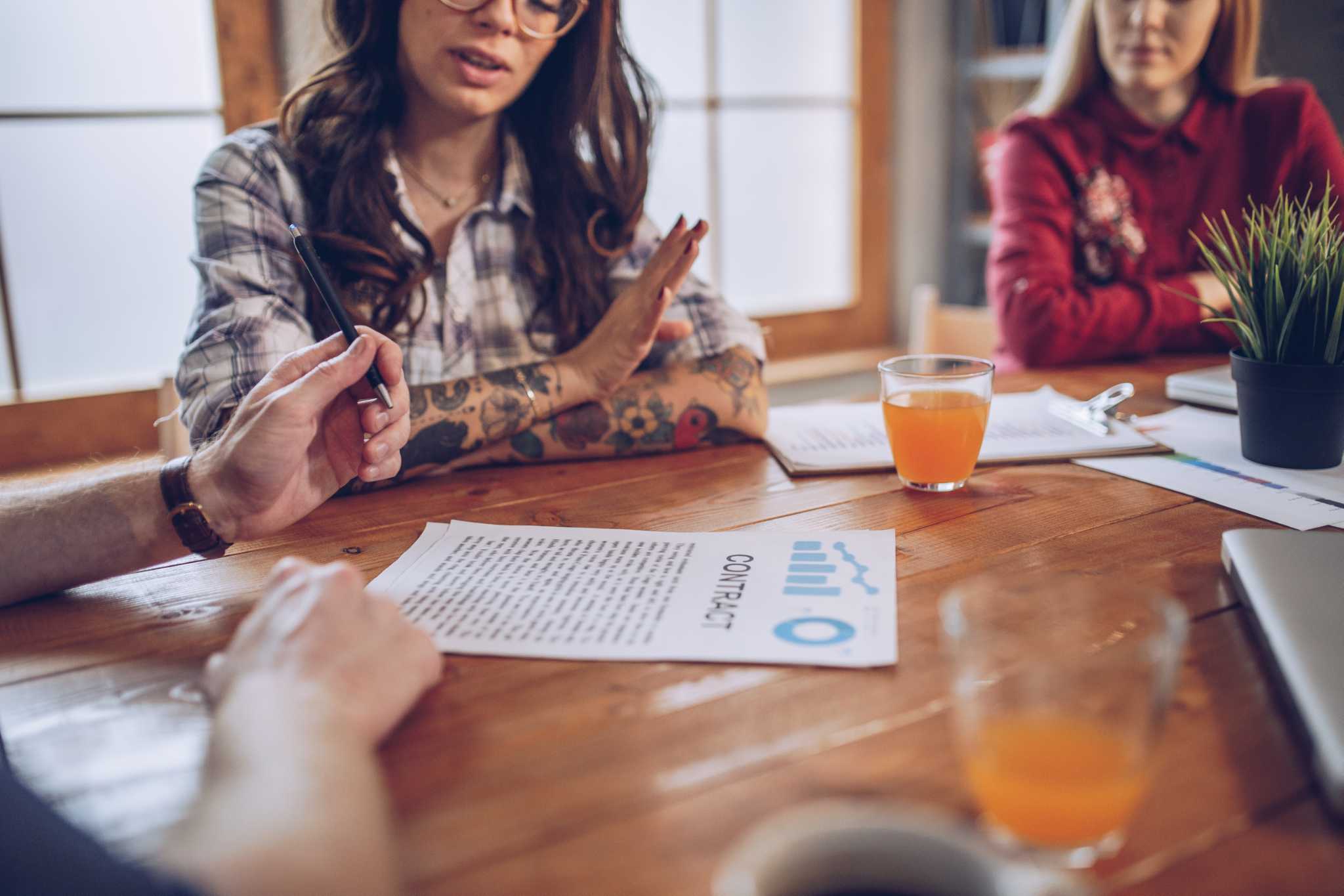 The Difference Between Accounts Payable and Notes Payable