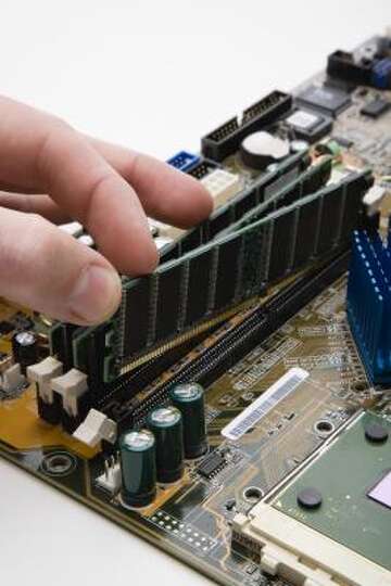 How to Find the Maximum Memory That a Computer Can Hold