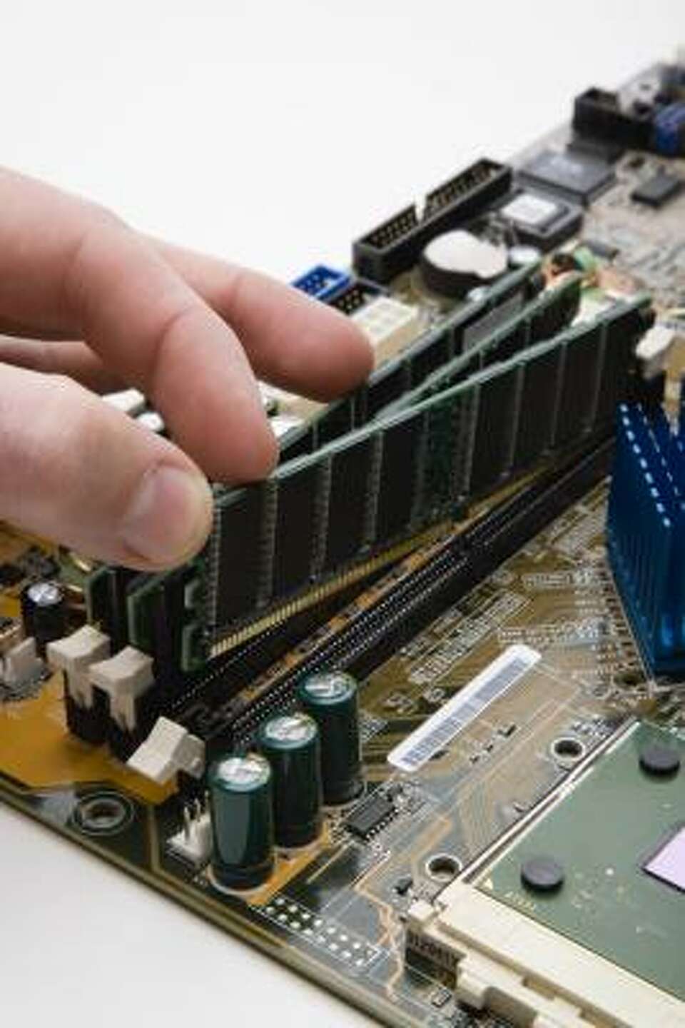 How to Find the Maximum Memory That a Computer Can Hold