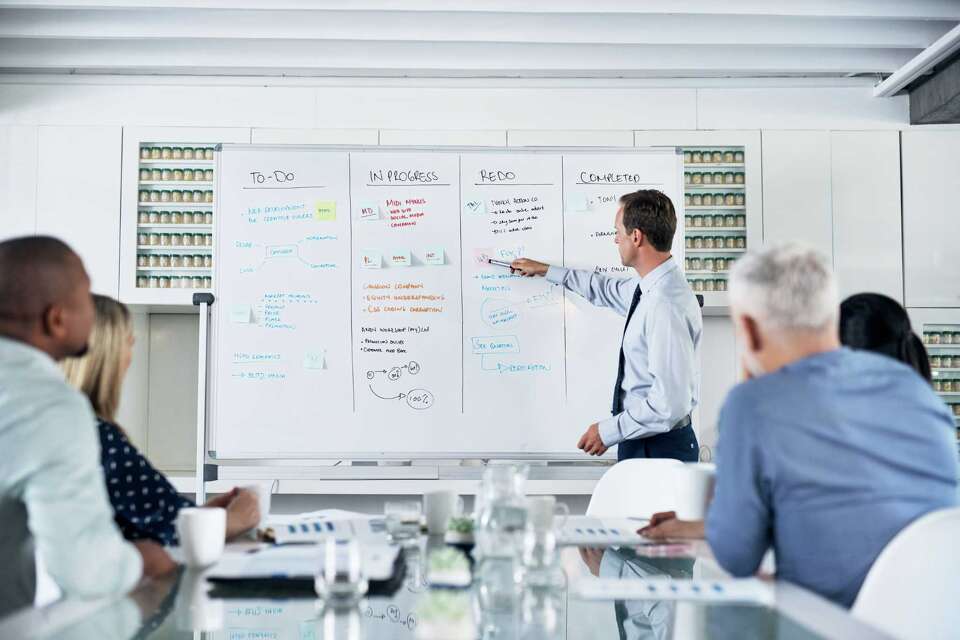 Difference Between Strategic & Operational Objectives