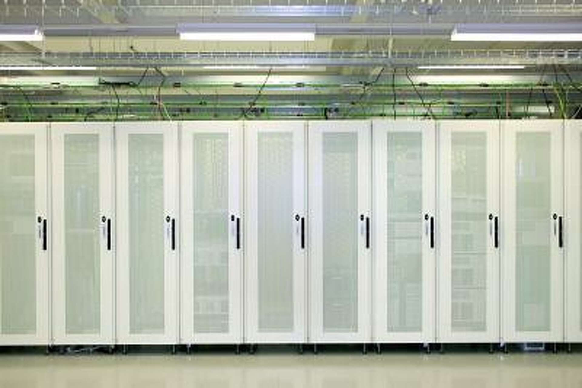 How to Secure & Manage a Server Farm