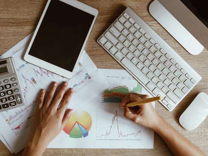 Differences Between Manual & Computerized Accounting Systems