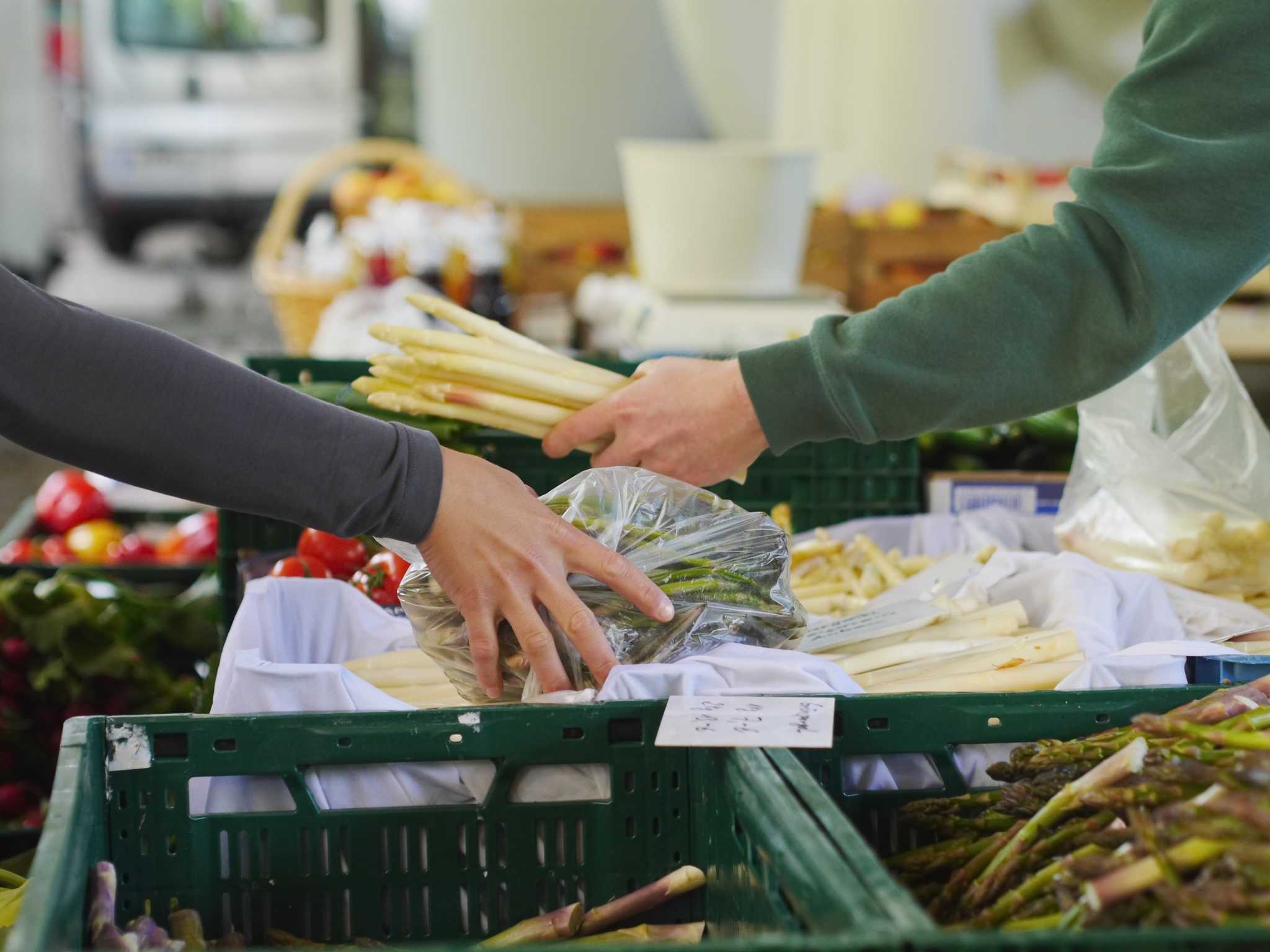 What Is a Direct Channel of Distribution?