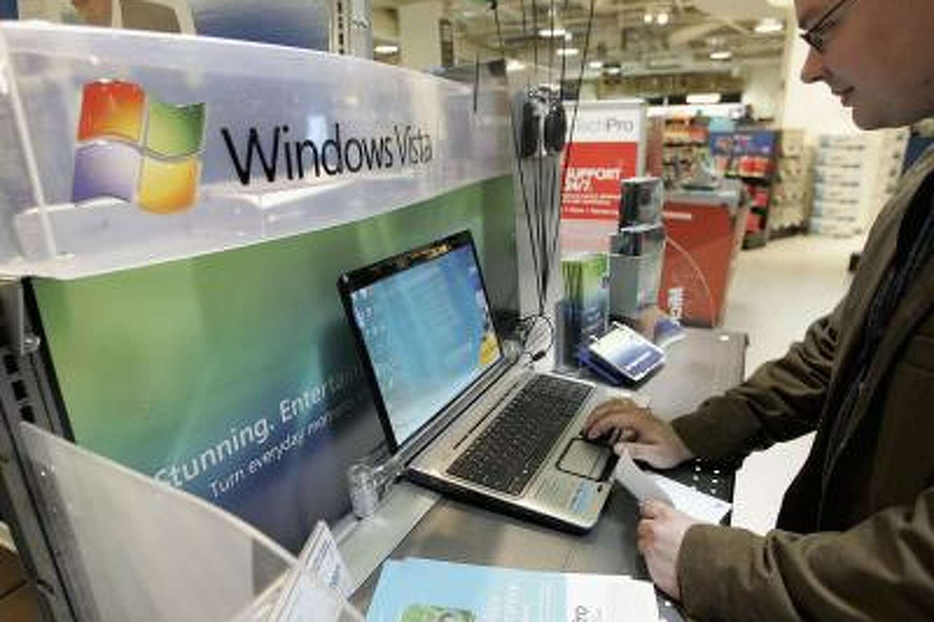 How to Remove Microsoft Security Center Pop-Ups