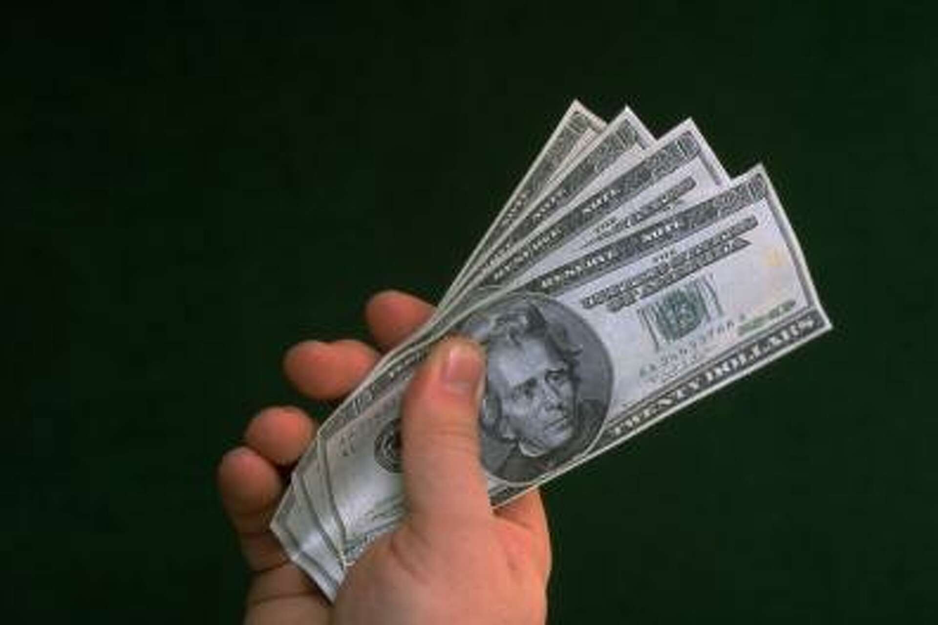 The Disadvantages of a Cash and Carry Business