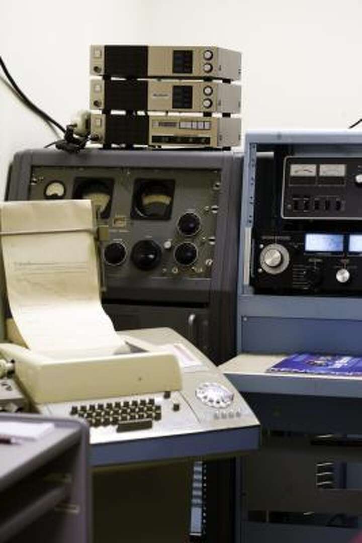 How Does a Dot Matrix Printer Work?