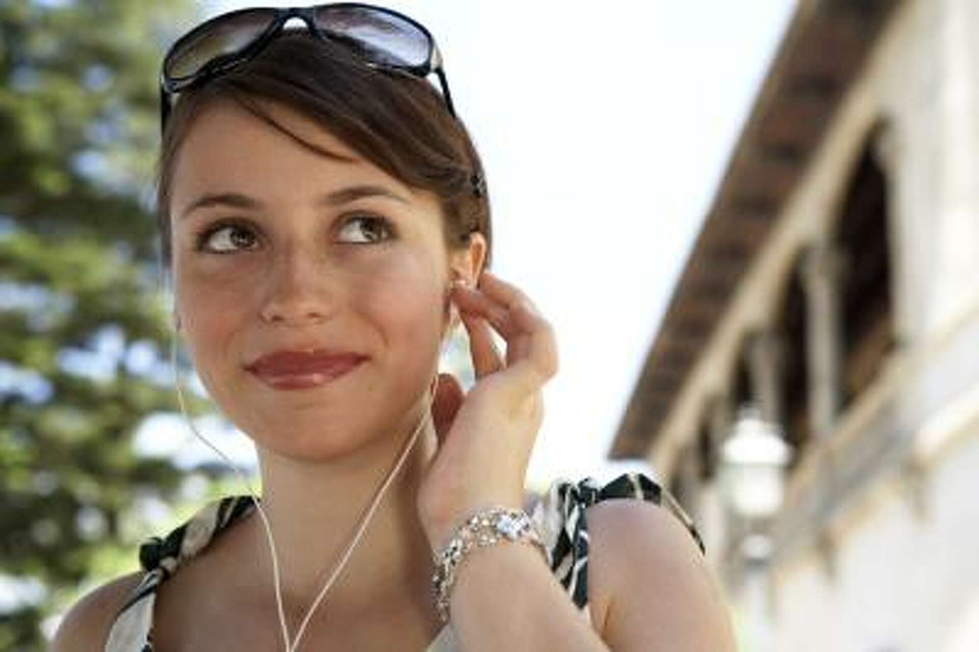 How to Make the iPod Control Folder Unhidden