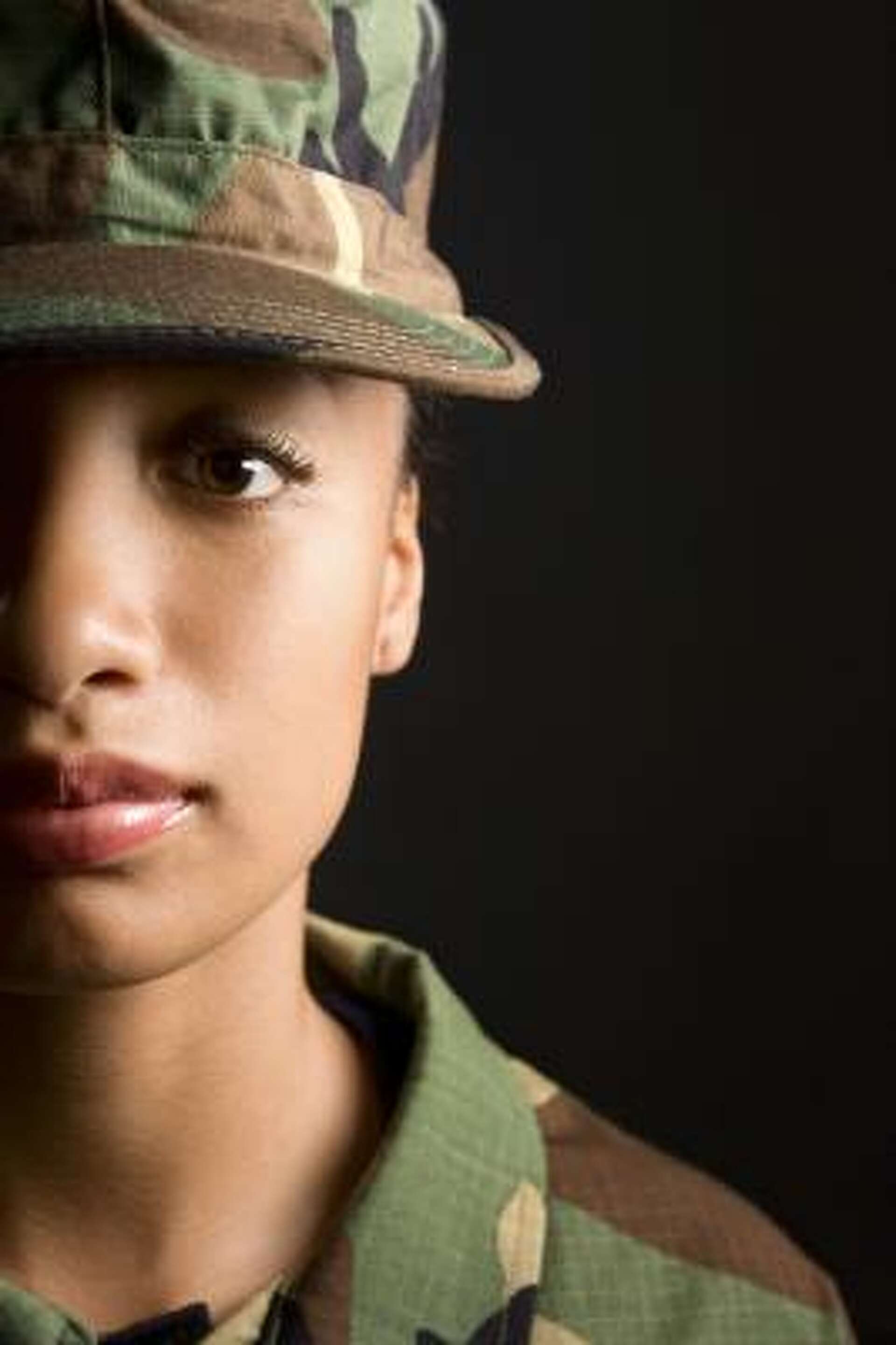 What Does E-1 Pay Scale Mean?