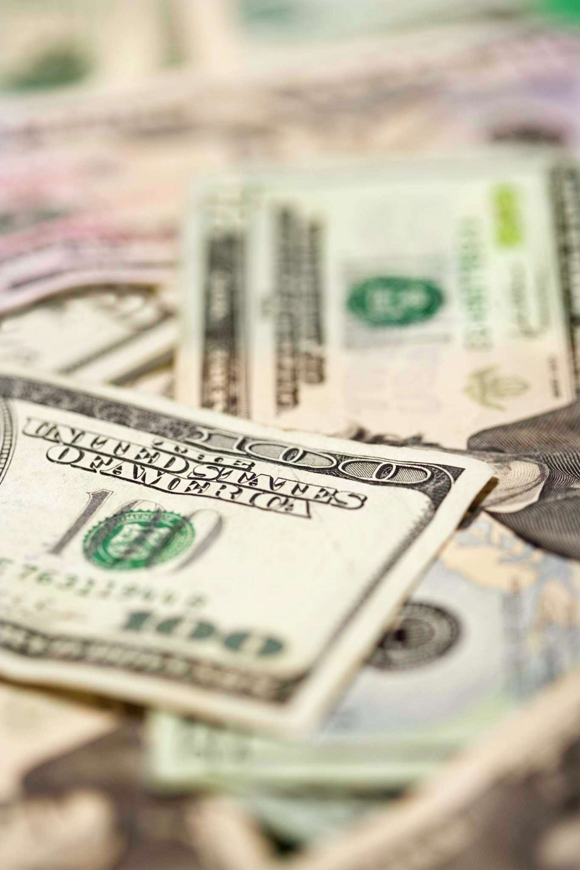 Sources of Finance and Their Advantages & Disadvantages