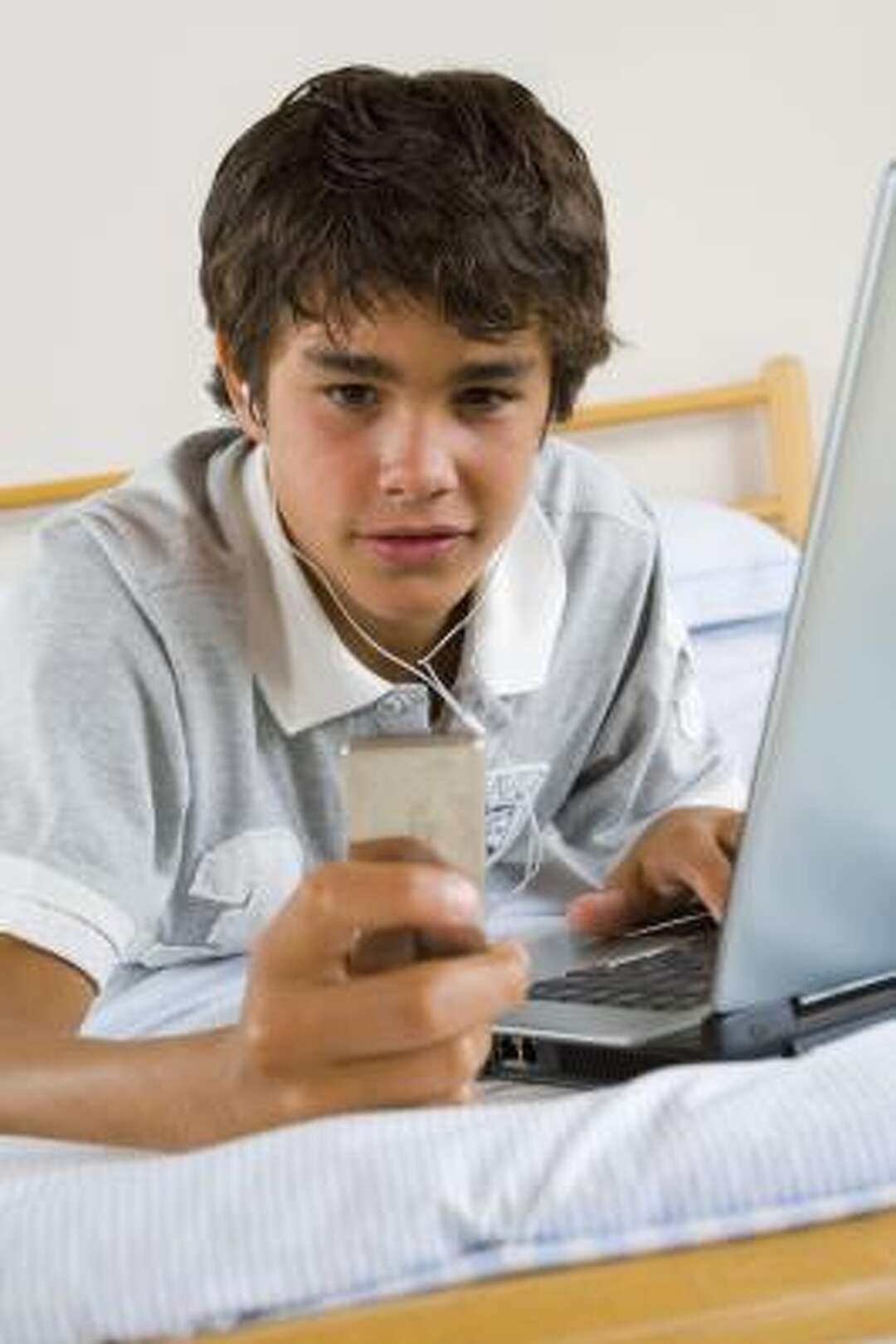 How to Eject an iPod From a Computer