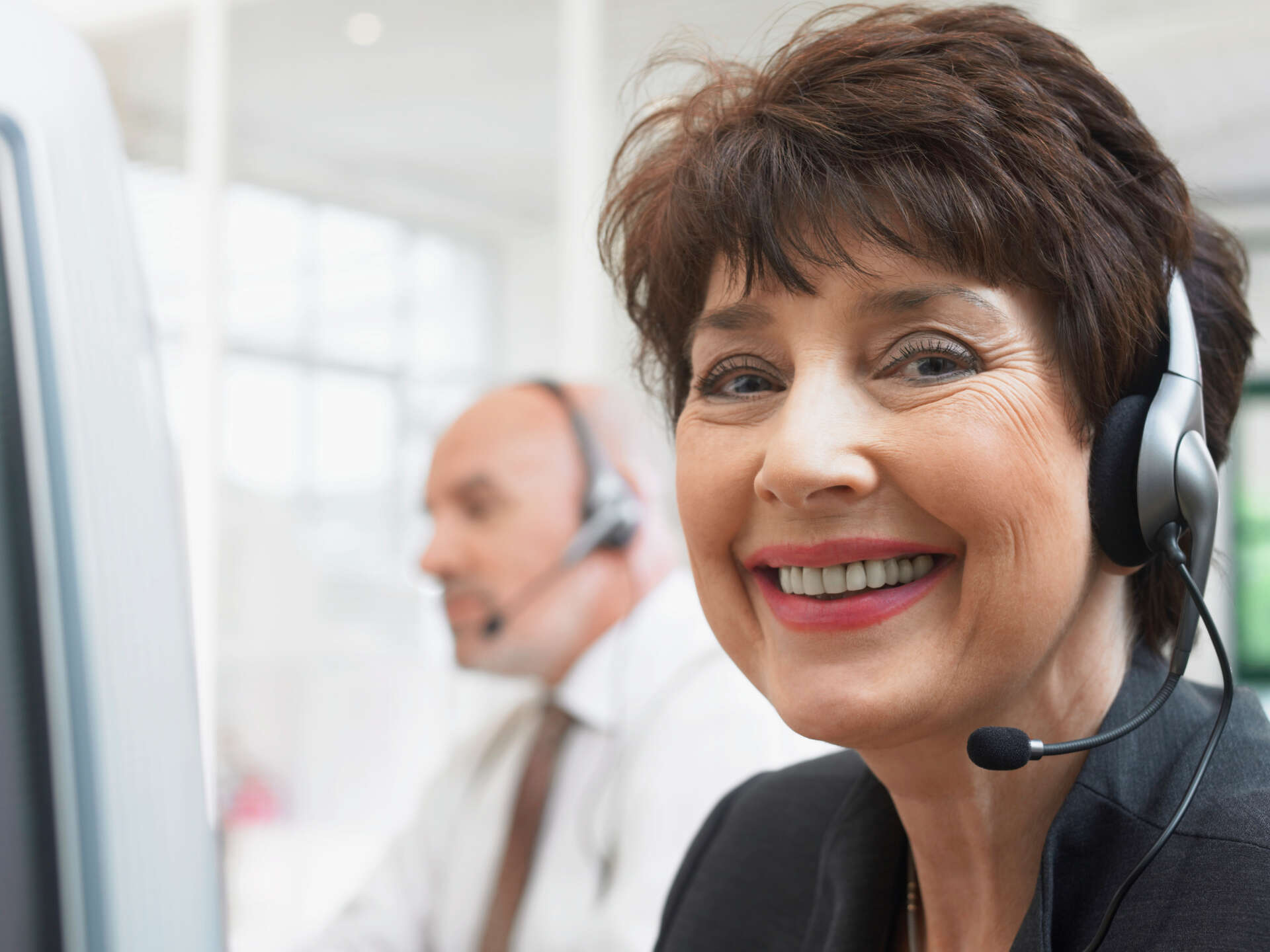 How Does the Motivational Level of Employees Affect Customer Service ...