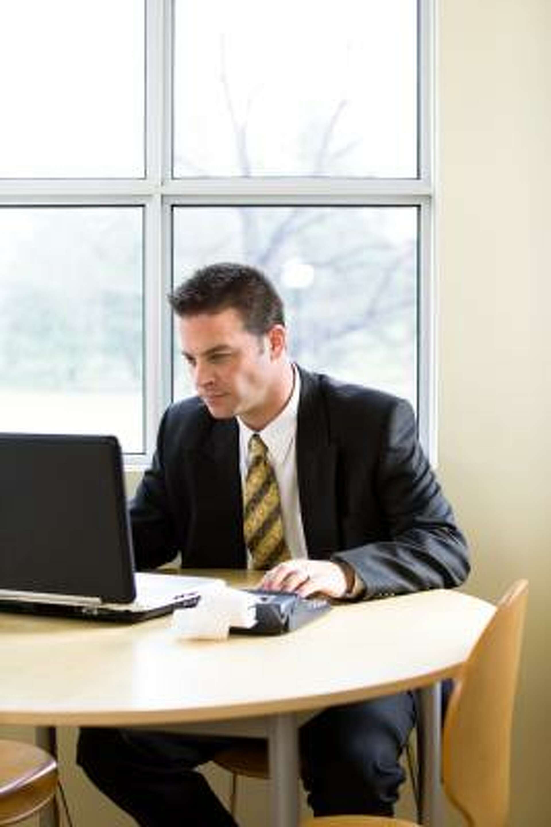 How to Open a QBX File