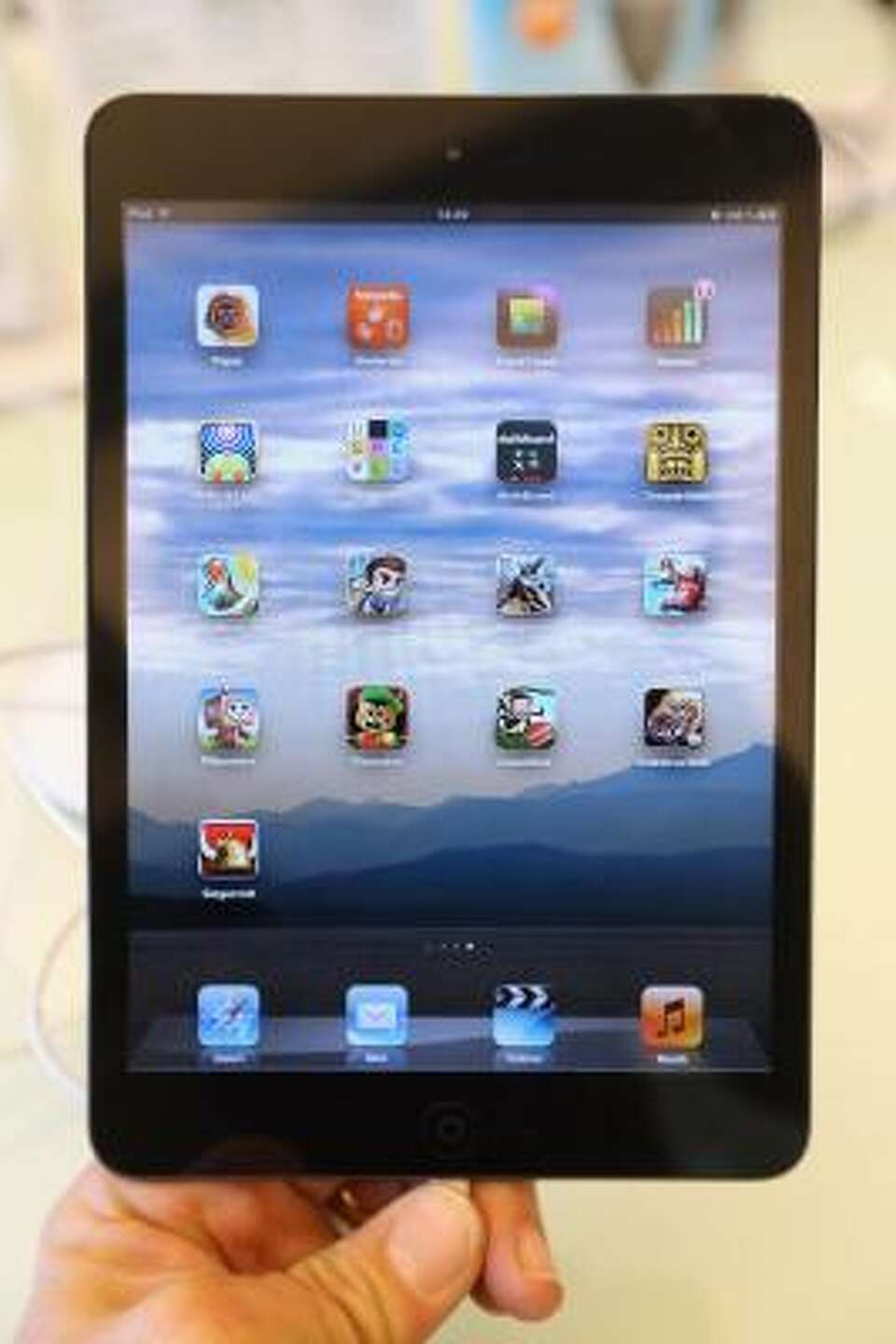 How to Transfer Apps From an iPhone to an iPad