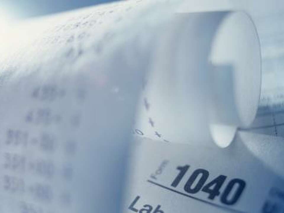 How to Figure Alternative Tax & Net Operating Loss Deductions