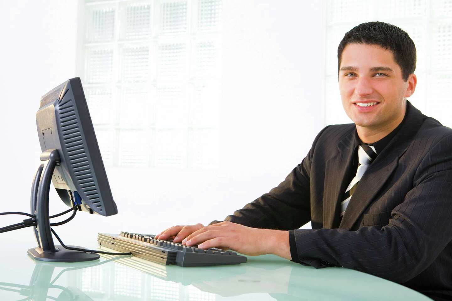 How to Fix the Internet Time on My Computer Clock