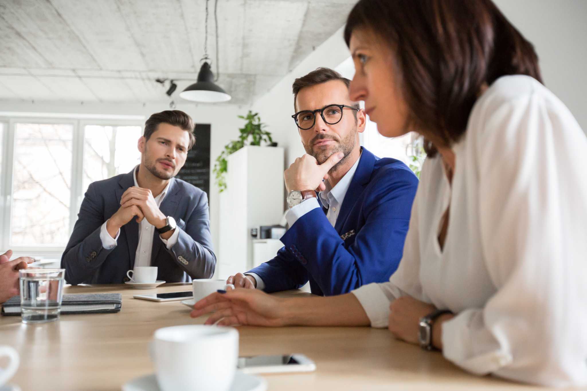 Framing Examples in Advertising