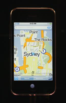 Google Maps for the iPhone Vs. Android