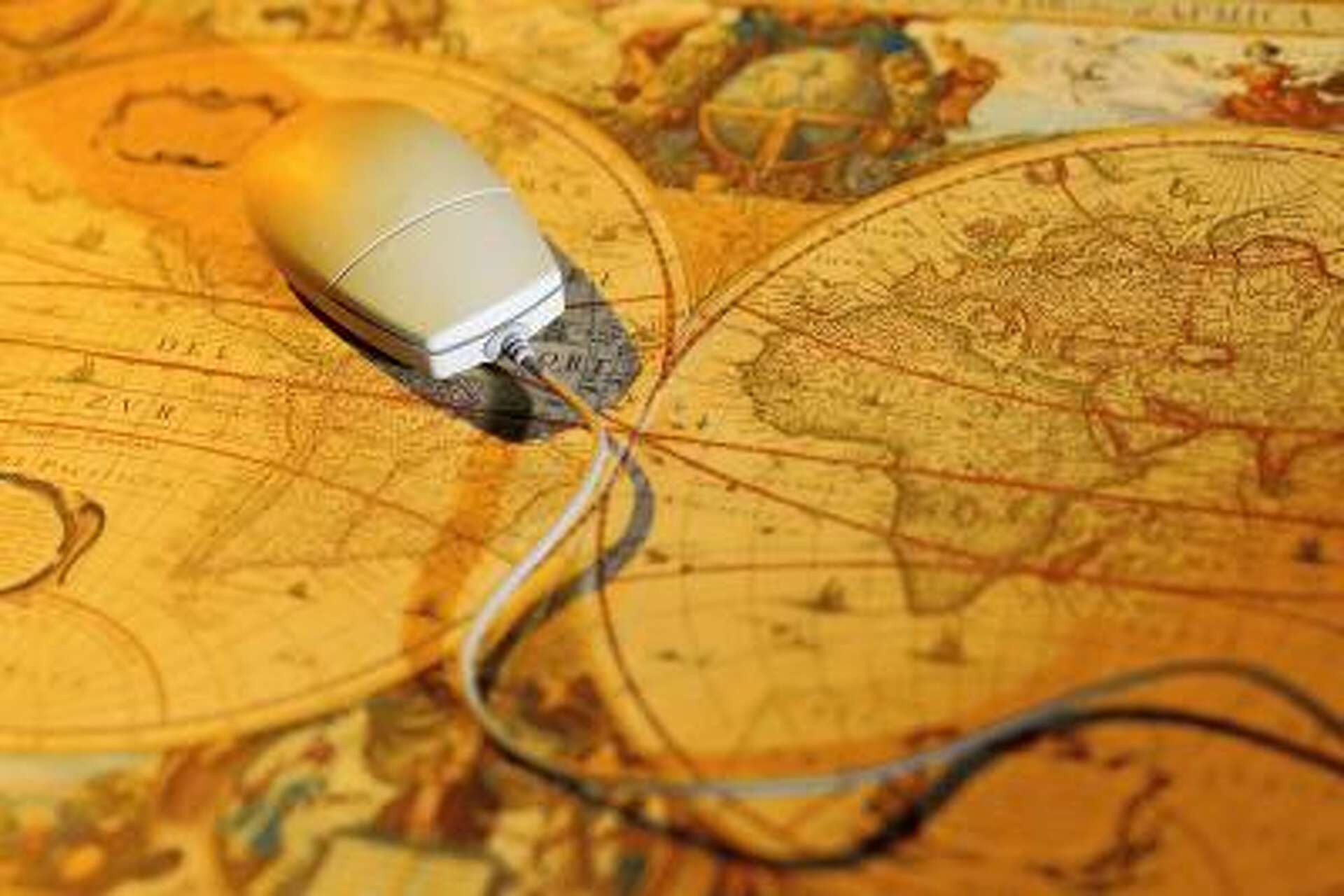 Google Maps Is Zooming Out When Clicking on a Target