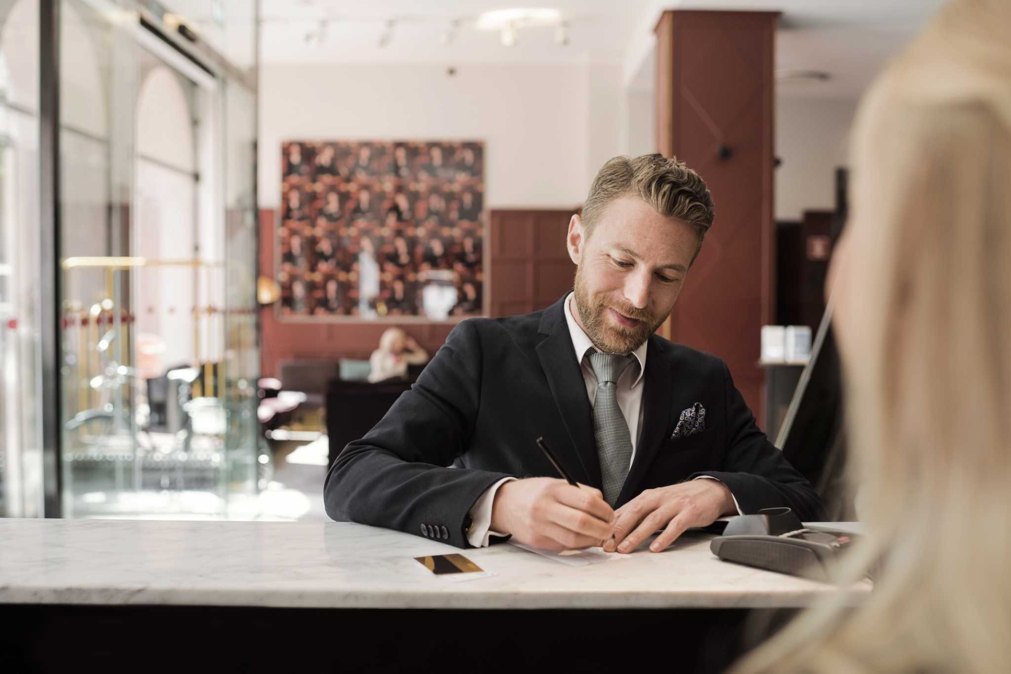 Standard Operation Procedures for Hotel Front Offices