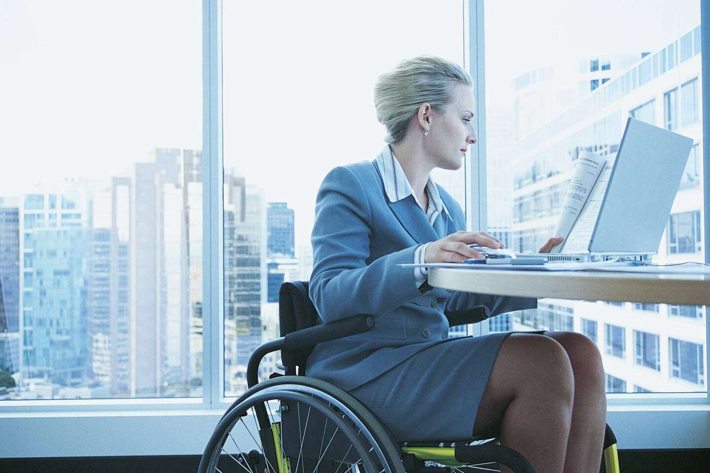 Does the HR Department Handle the Workers' Comp Claims Within a Company?